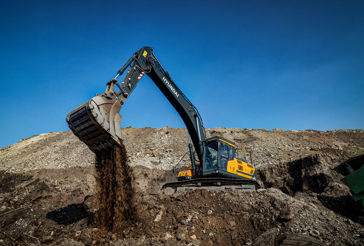 Hyundai Excavators - Ernest Doe