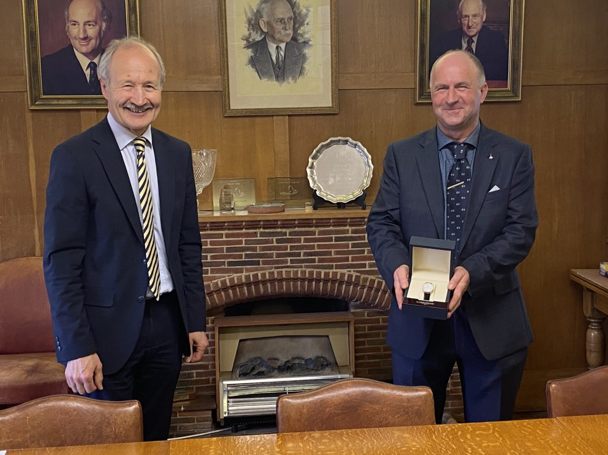 Bob Claydon - Ernest Doe