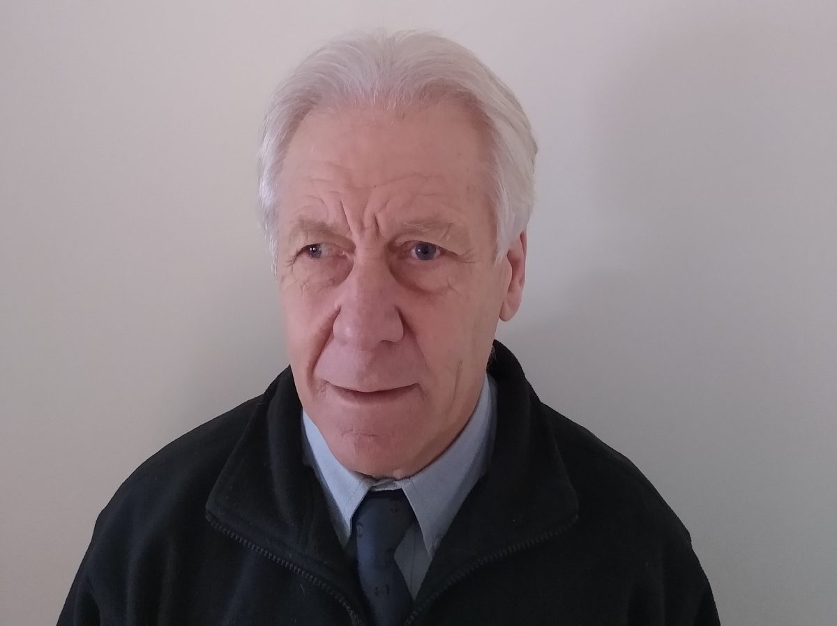 Steven Hurren - Ernest Doe